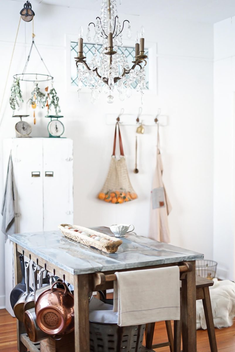 11 Simple Ways To Decorate For Winter | B Vintage Style