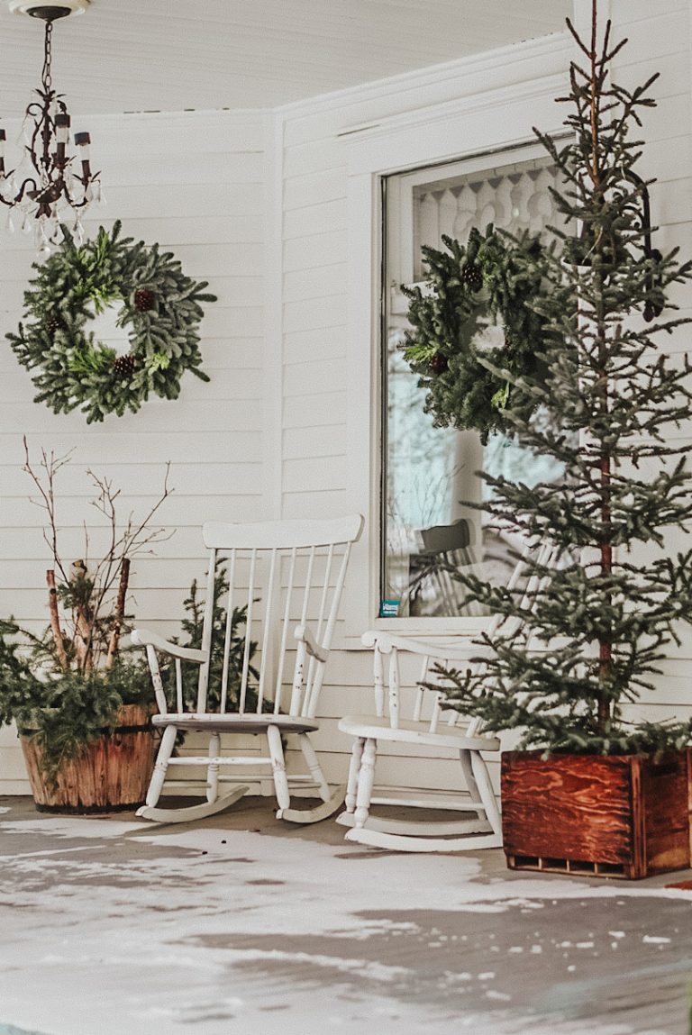 20 Affordable Natural Christmas Decoration Ideas You Can Make