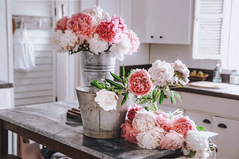 How to Create Beautiful Peony Flower Arrangements