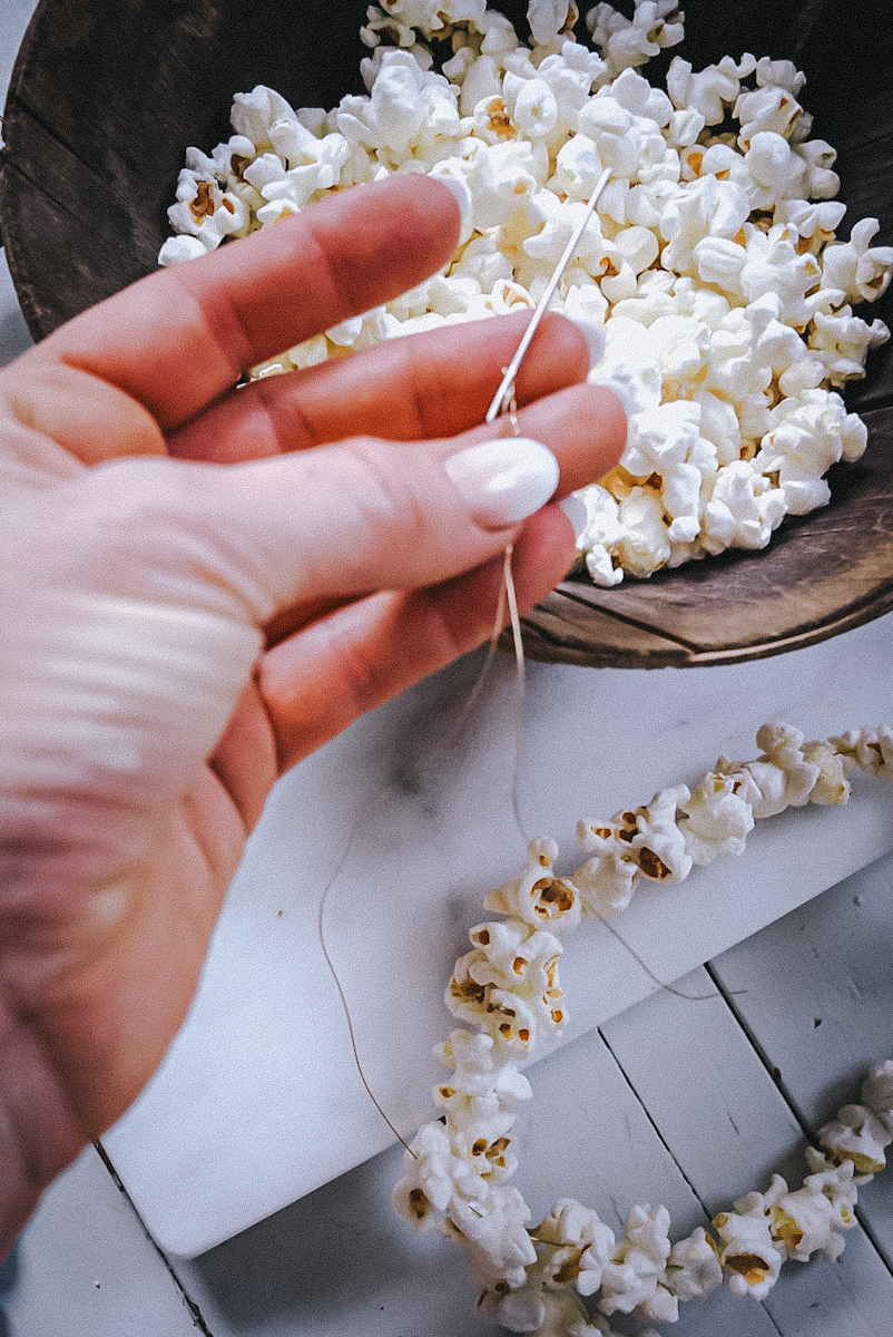 How To Make Popcorn Garland | B Vintage Style